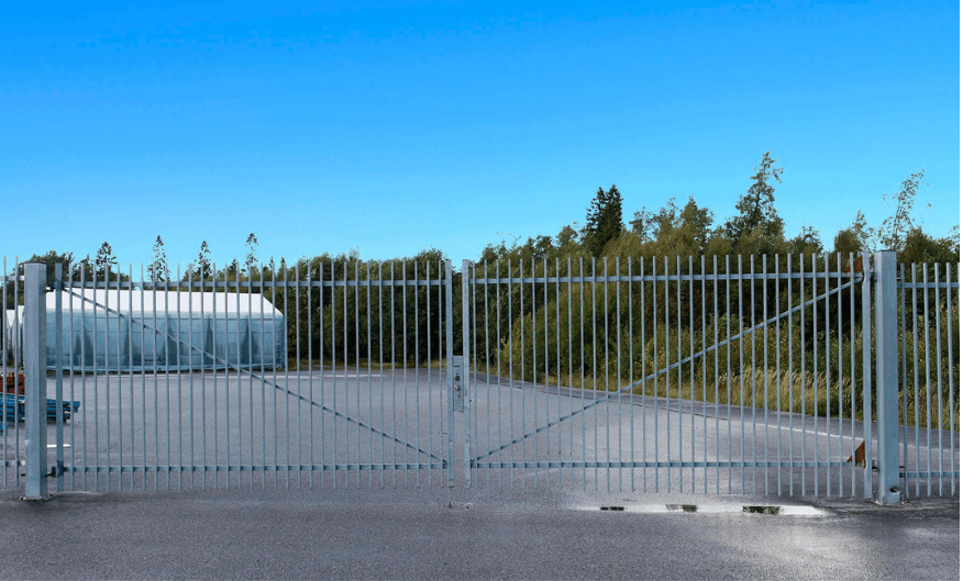 Robust Industrial Swing Gate | Demex AB
